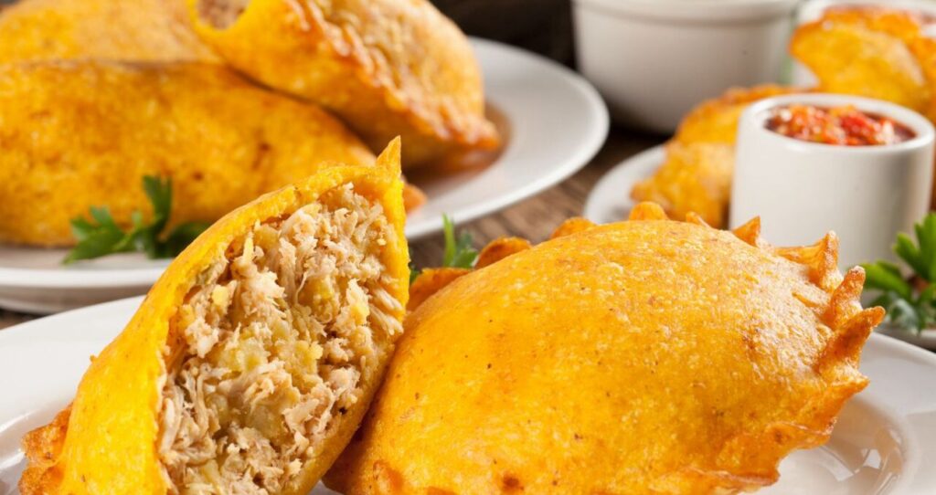 Pasteles de Pollo – Zeuss Cargo